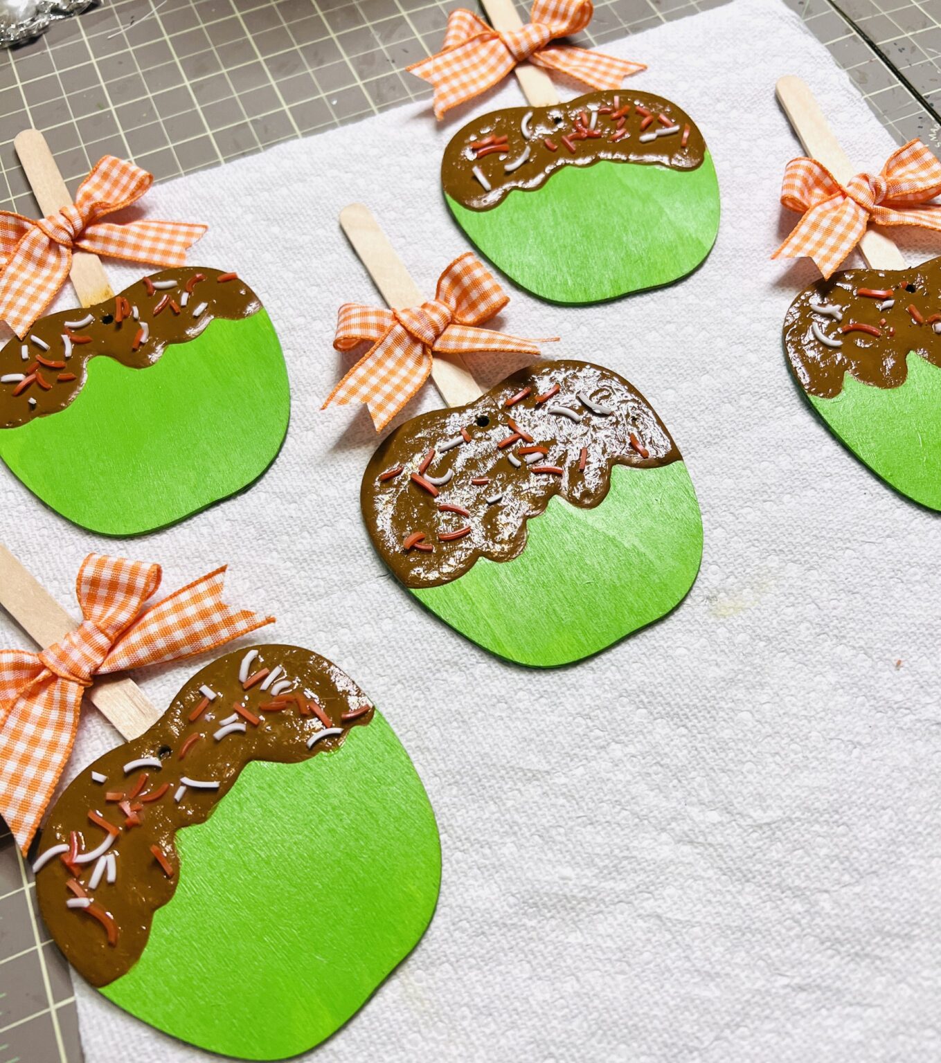 8 Easy Fall Wood Crafts For Kids And A Dollar Tree Pumpkin Patch
